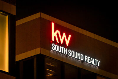 Custom Lighted Signage - Clearway Signs